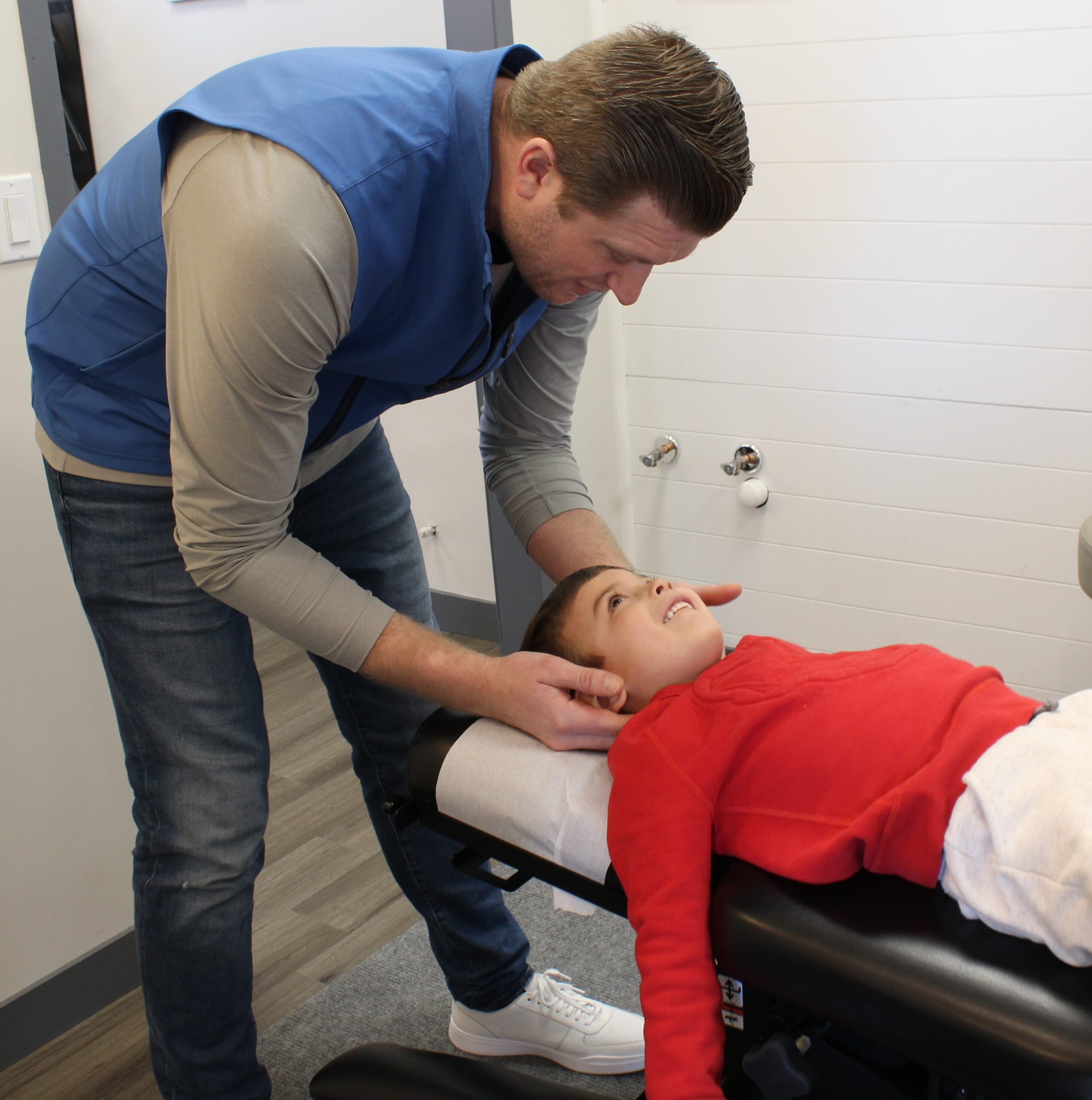Chiropractor In Lenexa: Achieving Wellness Through Balance